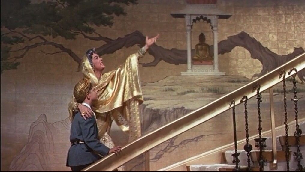 Front Row at the Movies: Auntie Mame